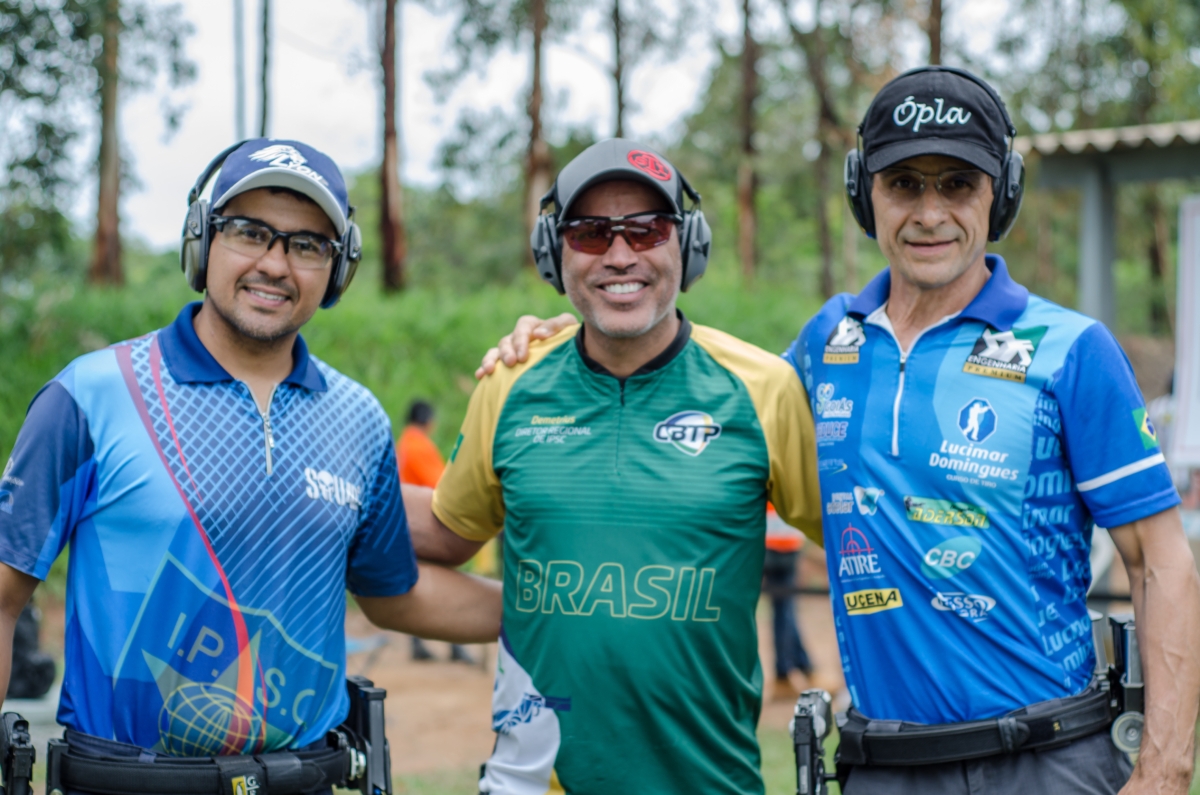 Biografia: Demetrius da Silva Oliveira. – Confederação Brasileira de ...