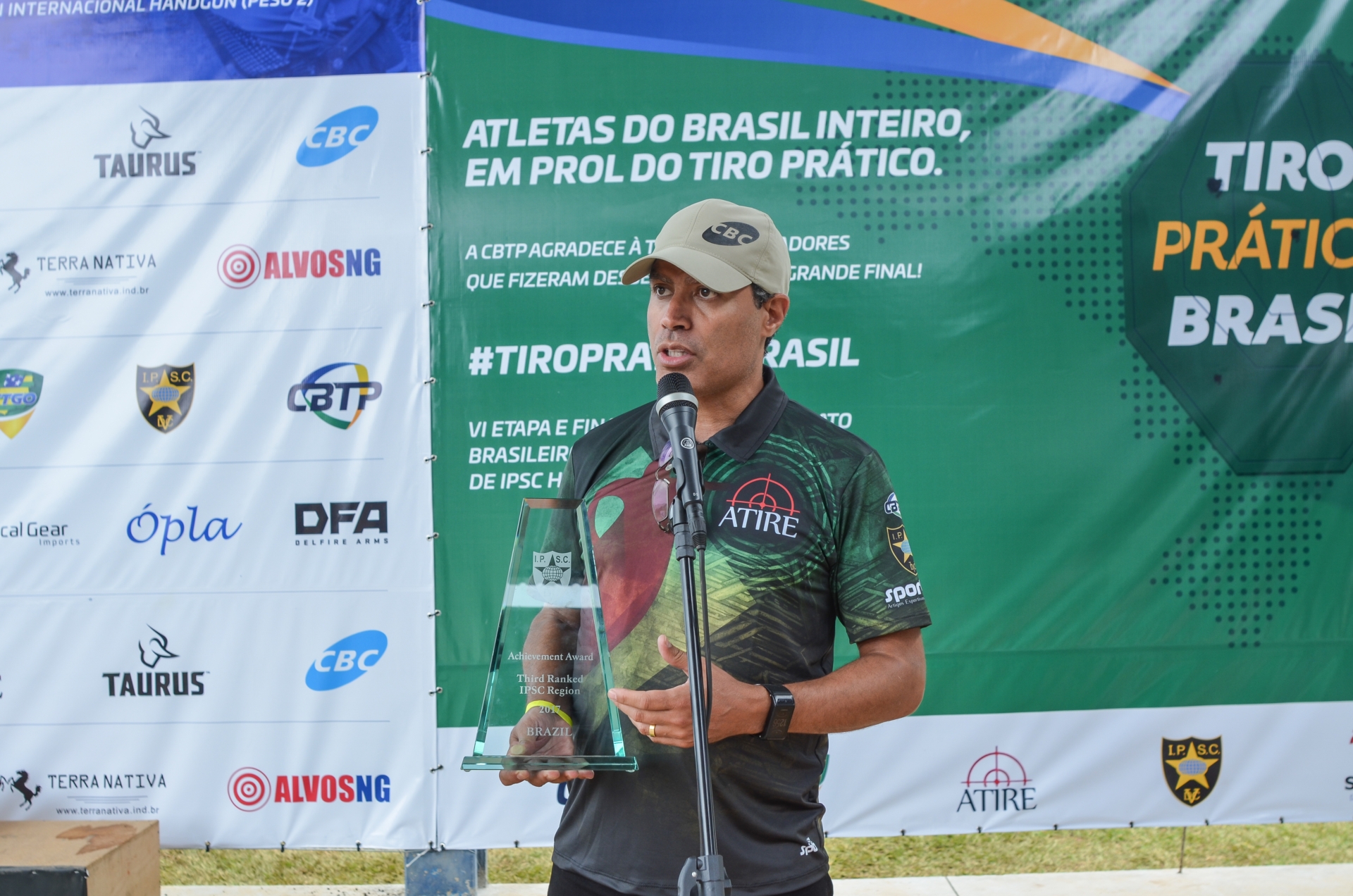 Biografia: Demetrius da Silva Oliveira. – Confederação Brasileira de ...